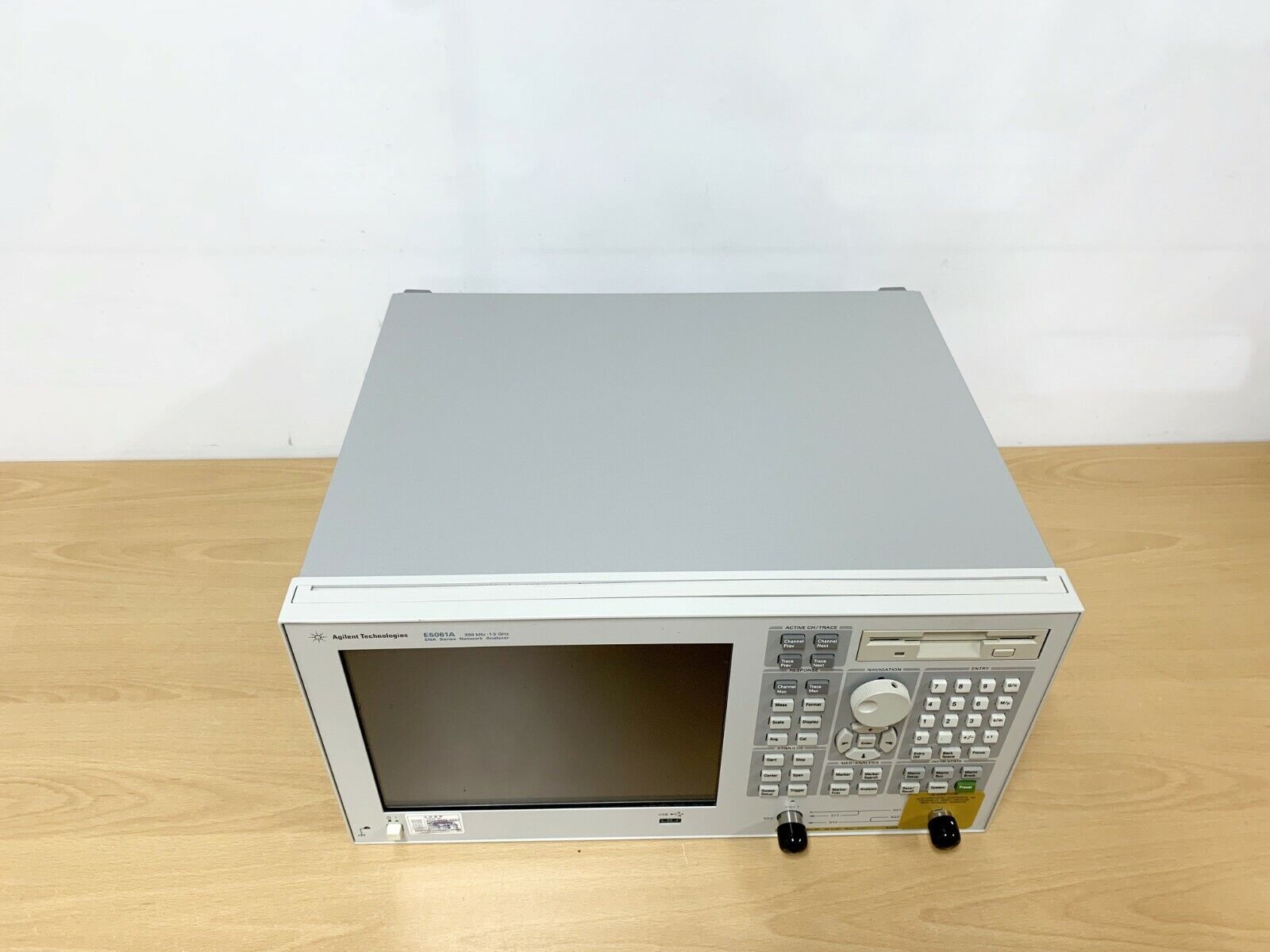 ВЧ-анализатор электрических цепей Agilent E5061A. Гарантия лучшей цены ...