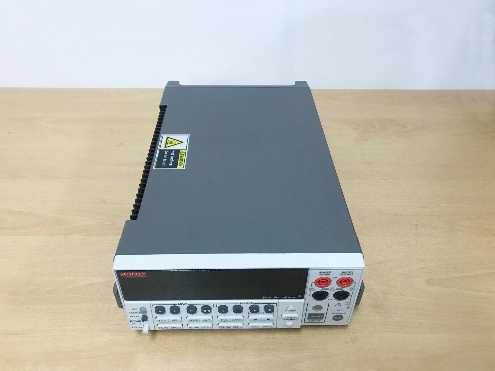 Купить Источник-измеритель Keithley 2440 б/у из наличия с гарантией 12 ...